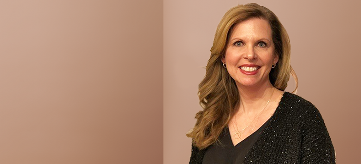 Lisa-Theis-Showroom_Team_Photo_Template_740x338-(1) - KDRShowrooms.com